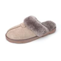 China Women Leather Warm Comfy Winter Fluffy Breathable Indoor Scuff Sheepskin Slippers luxury fur slippers for sale