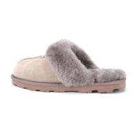 China Women Leather Warm Comfy Winter Fluffy Breathable Indoor Scuff Sheepskin Slippers luxury fur slippers for sale