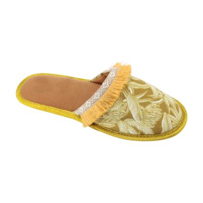 China House indoor non-slip soft  bottom slippers comfortable bedroom shoes for sale