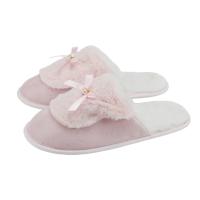 China New fashion women winter indoor relax faux fur slippers warm trendy plush slippers for sale