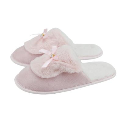 China New fashion women winter indoor relax faux fur slippers warm trendy plush slippers for sale