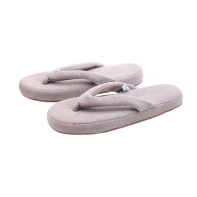 China new design contracted grey house indoor slippers soft soles men pure color flip flops for sale