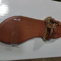 China New arrival 2022 shoes beach fashion chain decoration outdoor non-slip slippers lightweight women flat sandals for sale