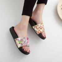 China New design printing outdoor slippers soft sole custom beach shoes comfortable non-slip summer sandals women for sale