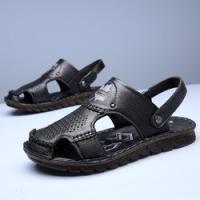 China Summer new closed toe sandals mens wholesale fashion trend slippers men cowhide upper beach casual shoes for sale