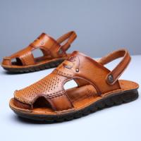 China Summer new closed toe sandals mens wholesale fashion trend slippers men cowhide upper beach casual shoes for sale