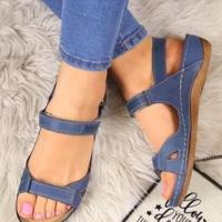 China Summer breathable beach outdoor shoes comfortable open toe solid color women slippers large size flat sandals for sale
