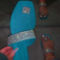 China 2022 new fashion trend beach shoes rhinestone summer sandals women flat non-slip slippers slides womens fashion shoes unique for sale