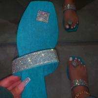 China 2022 new fashion trend beach shoes rhinestone summer sandals women flat non-slip slippers slides womens fashion shoes unique for sale