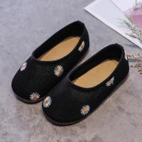 China New Design girls Daisy Flower Sandals Youth Cloth Upper  For kids in stock baby casual shoes for sale