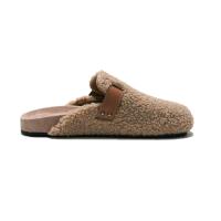China 2021 Autumn New Plush Slippers Lady Flat Outer Wear Slippers Winter Comfortable Girs Fashion sherpa Slippers casual shoes woman for sale