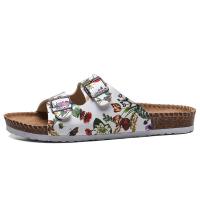 China Soft Wood Soles Comfortable  Beach Shoes Summer Flower White Platform Beach Shoes for sale