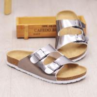 China Soft Wood Soles Comfortable  Beach Shoes Summer Flower White Platform Beach Shoes for sale