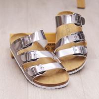 China new design Wood Women Cork sandals  Lady house indoor and outdoor slippers white platform sandal for sale