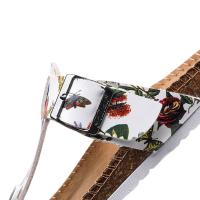 China 2020 spring new arrival sandals women  metal buckle slippers low wood heel sandals house shoes white platform sandal for sale