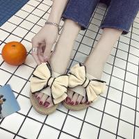 China Flat Bottom Women Slippers Comfortable Rubber Slide  Anti Slip Breathable for sale