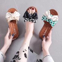 China 2022 new custom outdoor wedge sandals fashion plaid bowknot upper ladies soft bottom non-slip casual shoes for sale