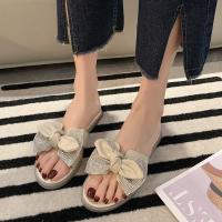 China Sandals for women and ladies hot sale new summer custom rhinestone fashion bowknot upper non-slip sole slippers for sale