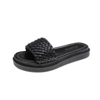 China Flat Bottom Summer Beach Shoes Woven Upper Solid Color Soft for sale