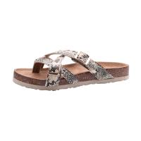 China fashion design ladies Beach sandals tpr sole causal women wood slippers summer soft wood flip flops rubber slide sandals for sale
