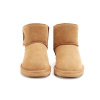 China Best Selling Winter Flat Heel Non Slip Women  Fluffy Wool Outdoor Boots for sale