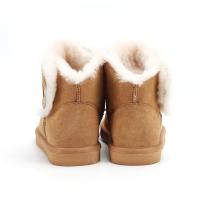 China Best Selling Winter Flat Heel Non Slip Women  Fluffy Wool Outdoor Boots for sale