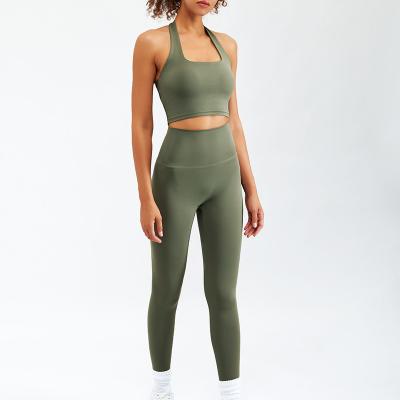 China For Women Yoga tree-piece halter neck crop top and long sleeve jacket and Running Leggings High Quality Women's sportswear for sale