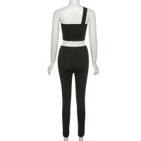 China 2021 summer new sexy one shoulder sportswear new design yoga black lightweight sports outfits women yoga set for sale