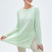 China New design lightweight sunscreen sports T-shirt loose fitness top breathable long sleeve yoga clothing women for sale