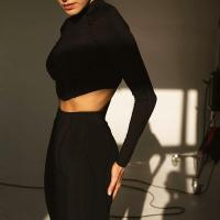 China Spring and Summer women running yoga set new sexy long sleeve tight top high waist trousers sports fitness suit for sale