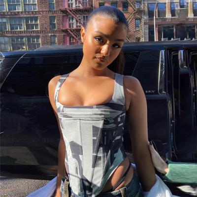China female new sexy low-cut sportswear sleeveless short halter tops tighten waist thin small vest fishbone gym wear summer 2022 for sale
