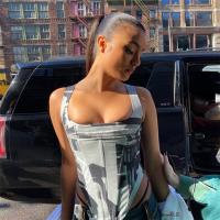 China female new sexy low-cut sportswear sleeveless short halter tops tighten waist thin small vest fishbone gym wear summer 2022 for sale