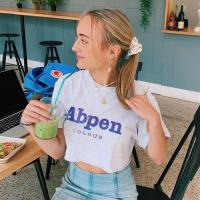 China Custom Women Short Sleeve T Shirt Loose Fit Cropped Tee  Ladies Sexy Crop top tee shirts supplier for sale