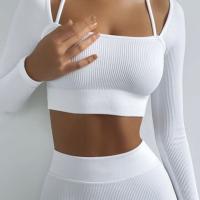 China Hot selling two piece set comfortable and thin sexy navel vest women's short tignt pants Breathable gym wear for sale