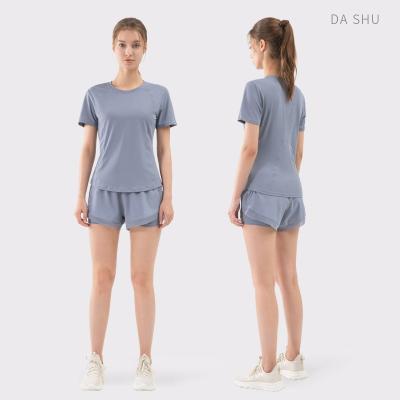 China High Quality women short sleeve Yoga set Sexy Shorts Two Piece Sport set Women solid color sportswear in stock for sale