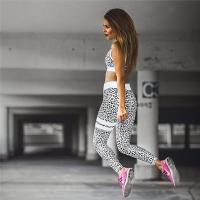 China Women Widen stripe Sports Set Printed Dot Leopard Grain Yoga two piece Set Gym sportswear for sale