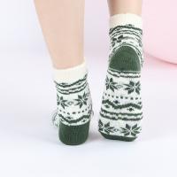 China new design women new winter green non-slip comfortable socks knitted soft short socks with fine workmanship slouch socks for sale