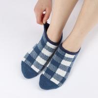 China new arrival ladies non skid socks with blue and white plaid pattern ankle-length breathable socks for sale