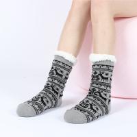 China 2021 hot sell women new skin-friendly casual socks non-slip faux fur Lining Fuzzy Slipper Socks with Christmas pattern for sale