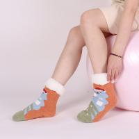 China female winter skin-friendly breathable mid length sherpa socks non-slip homes socks antiskid absorb sweat women fuzzy sock for sale