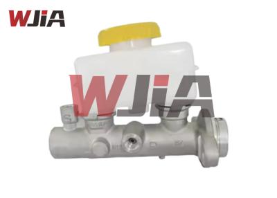 China 46010-3S100 46010-3S400 Front Brake Master Cylinder For Nissan Pickup Trucks QD32 D22 TD27 for sale