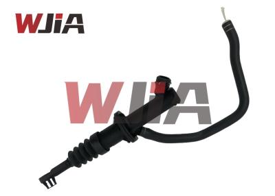 China 30610-2FL0A AUTO BRAKE SYSTEM PLASTIC CLUTCH MASTER CYLINDER PUMP FOR NISSAN VENUCIA for sale