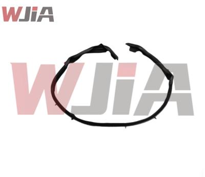 China 65820-6CT0A Front Hood Seal Weatherstrip for Nissan Altima 2019-2022 for sale