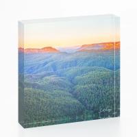 China Custom Acrylic Block With Clear UV Printing And Durable For Modern Stylish Display for sale