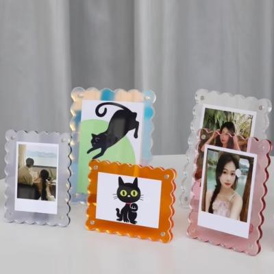 China 5x7 4x6 Acrylic Magnetic Picture Frames For Desktop Display And Home Decor for sale
