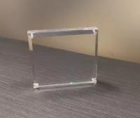 China Transparent Acrylic Magnetic Photo Frame with Beveled Design and Custom Size for sale