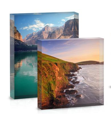 China High Transparency Scratch Resistant Custom Acrylic Block For Modern Photo Display for sale
