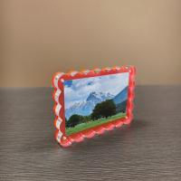 China 4x6 Inch Horizontal Colorful Fluorescent Acrylic Magnetic Photo Frame with Scalloped Edges for sale