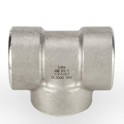 China Asme B16.11 Socket Weld Pipe Fittings 2000# 3000# 6000# 9000# Tee for sale