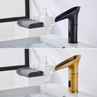 China SUS304 Automatic Infrared Induction Water Tap Faucet Cold And Hot All Copper for sale